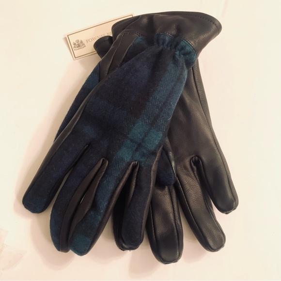 Neiman Marcus | Accessories | Neiman Marcus Fownes Brothers Plaid Wool ...